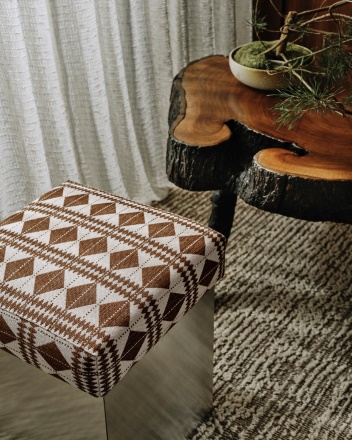 Kifi, ocean blue - Cowtan & Tout Design Library