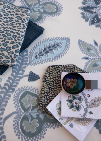 Mala, aqua - Cowtan & Tout Design Library